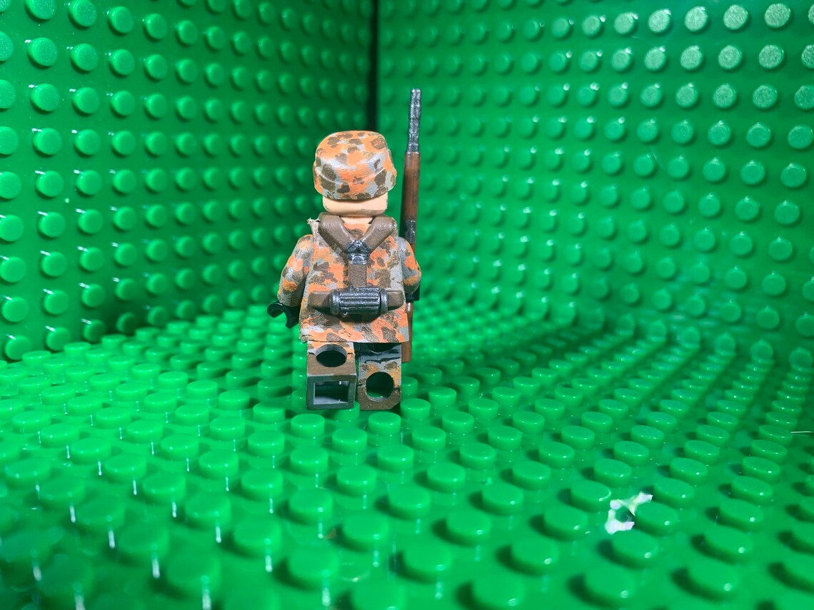 Ww2 German Eichenlaubmuster Camouflage Rifleman Made With Genuine LEGO ...