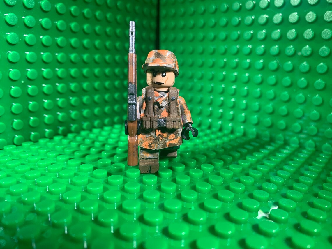 Ww2 German Eichenlaubmuster Camouflage Rifleman Made With Genuine LEGO ...