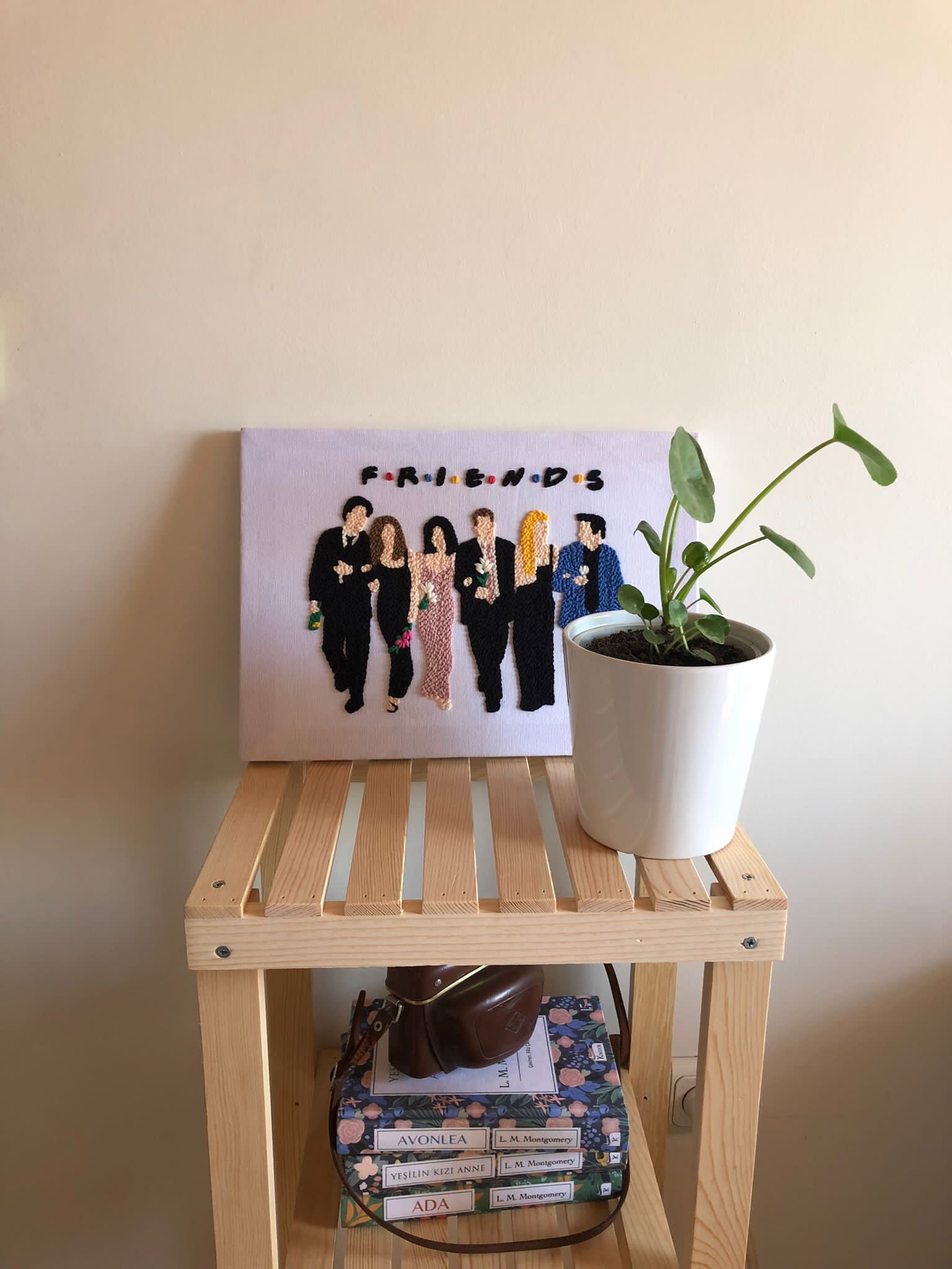 F.R.I.E.N.D.S. Canvas Punch Needle, Embroidery Kanvas Tablo, Punch Wall ...