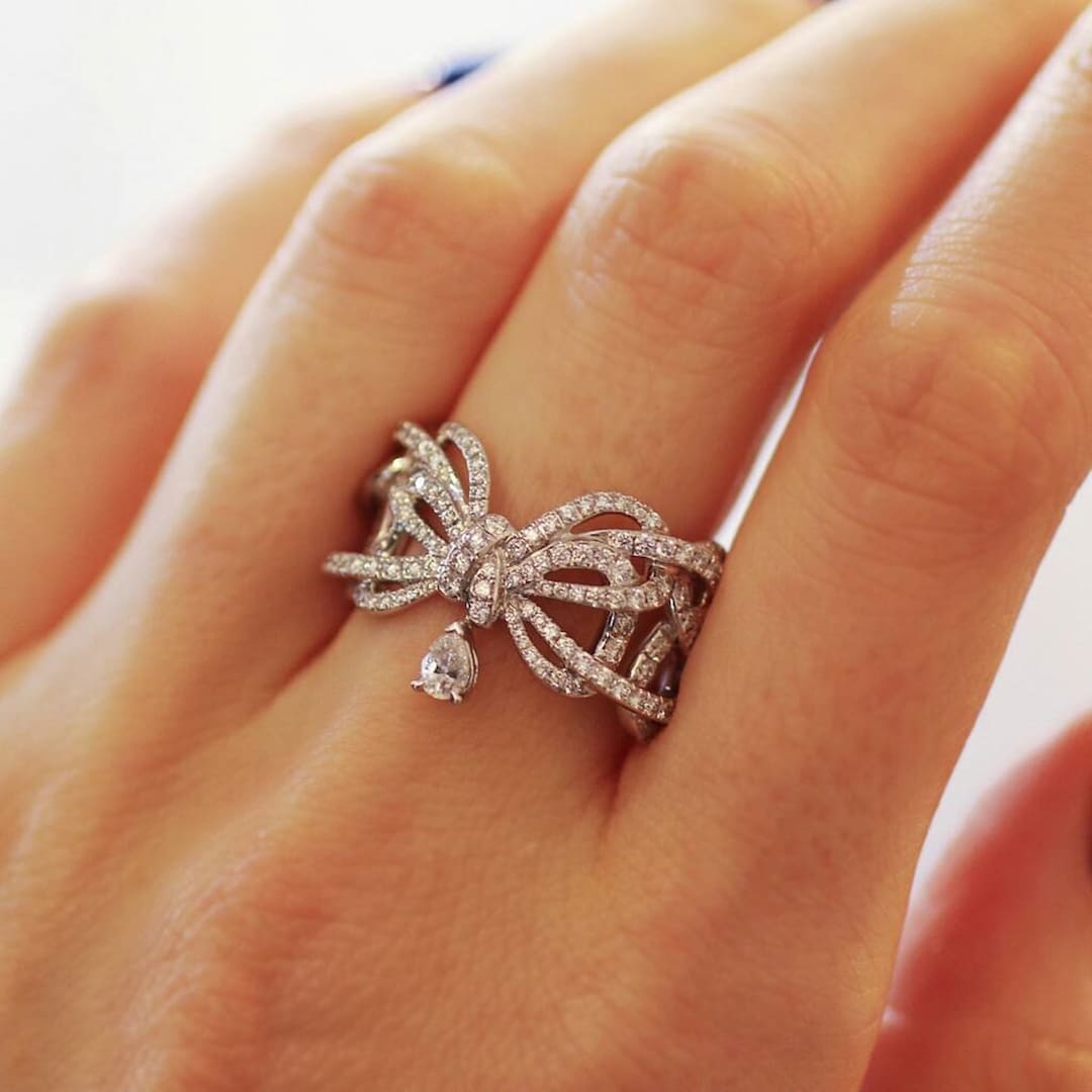 Bow Knot Ring, Round With Pear Cut Diamond Bow Style Ring, Teardrop Bow ...