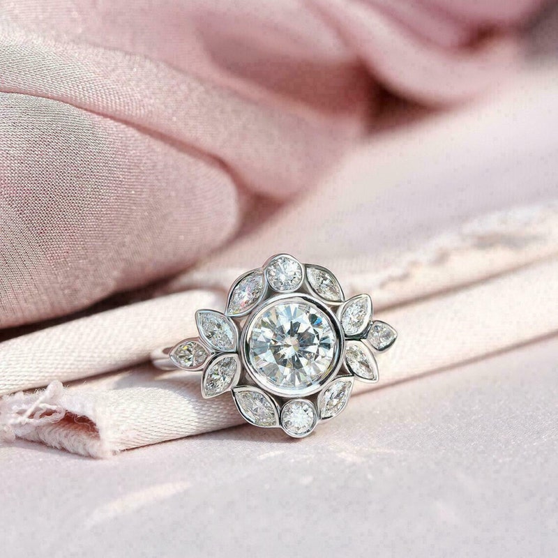 Diamond Flower Ring - Etsy