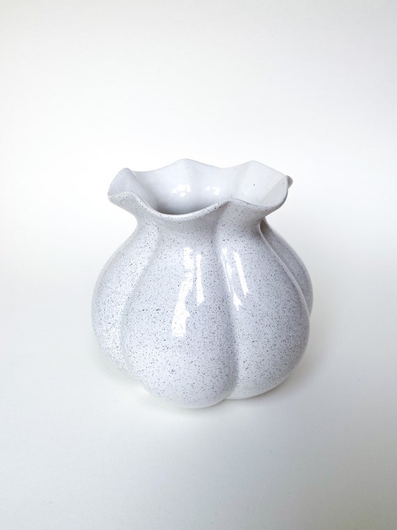 Vintage Vase White Round - Etsy