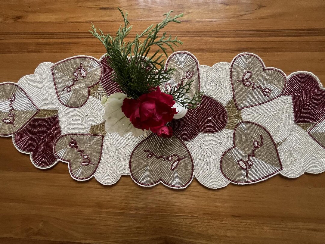 Beaded Heart Table Runner, Valentine's Day Decor (13 X 36 Inch) - Etsy