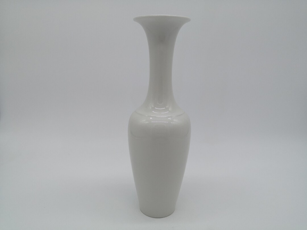 KPM Berlin Vase Decor Asia Porcelain Porcelain White Glazed Modern ...