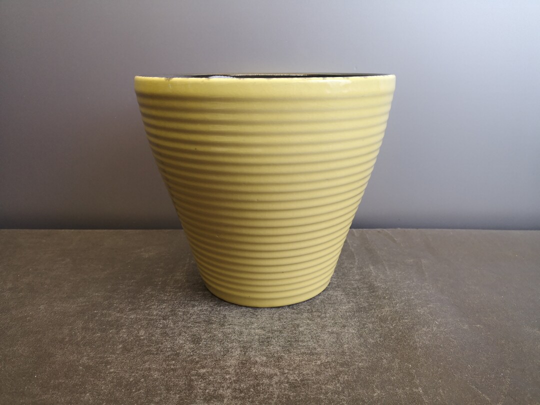 Planter Cachepot Planter Yellow Pastel Grooves Ceramic - Etsy