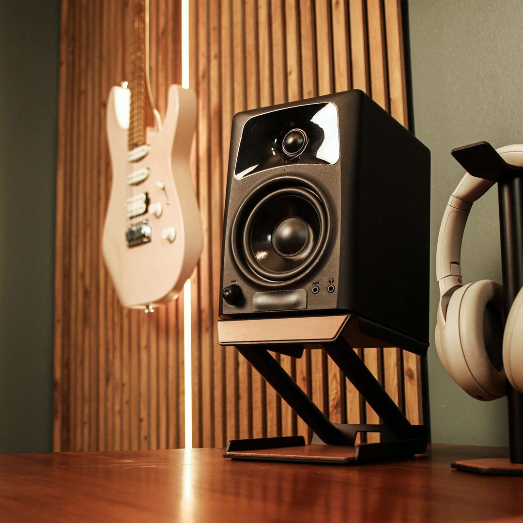 Personalized Speaker Stand With Leather Overlay | Inclined Audio ...