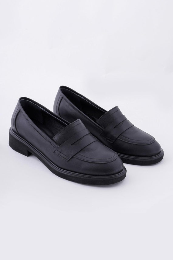 Masculine Women Shoes