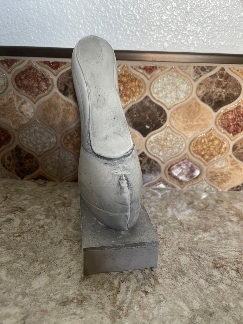 Home & Living Home Décor concrete sculptures One of a kind concrete ...