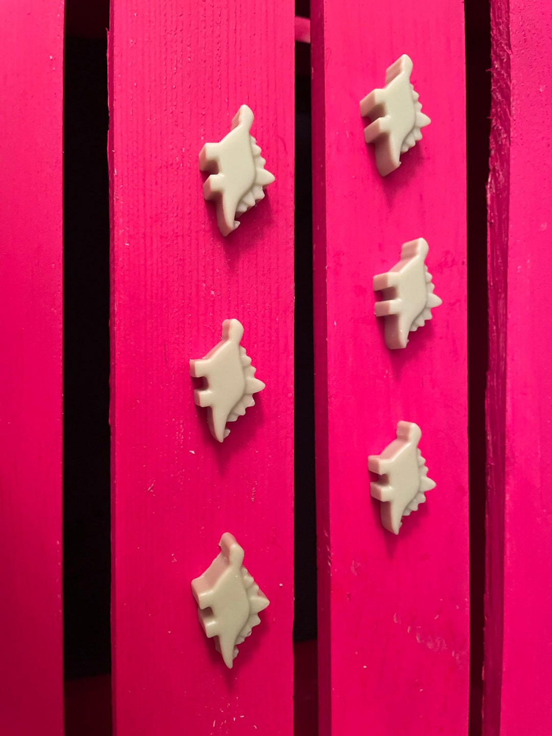 Spike Tail Wax Melt - Etsy