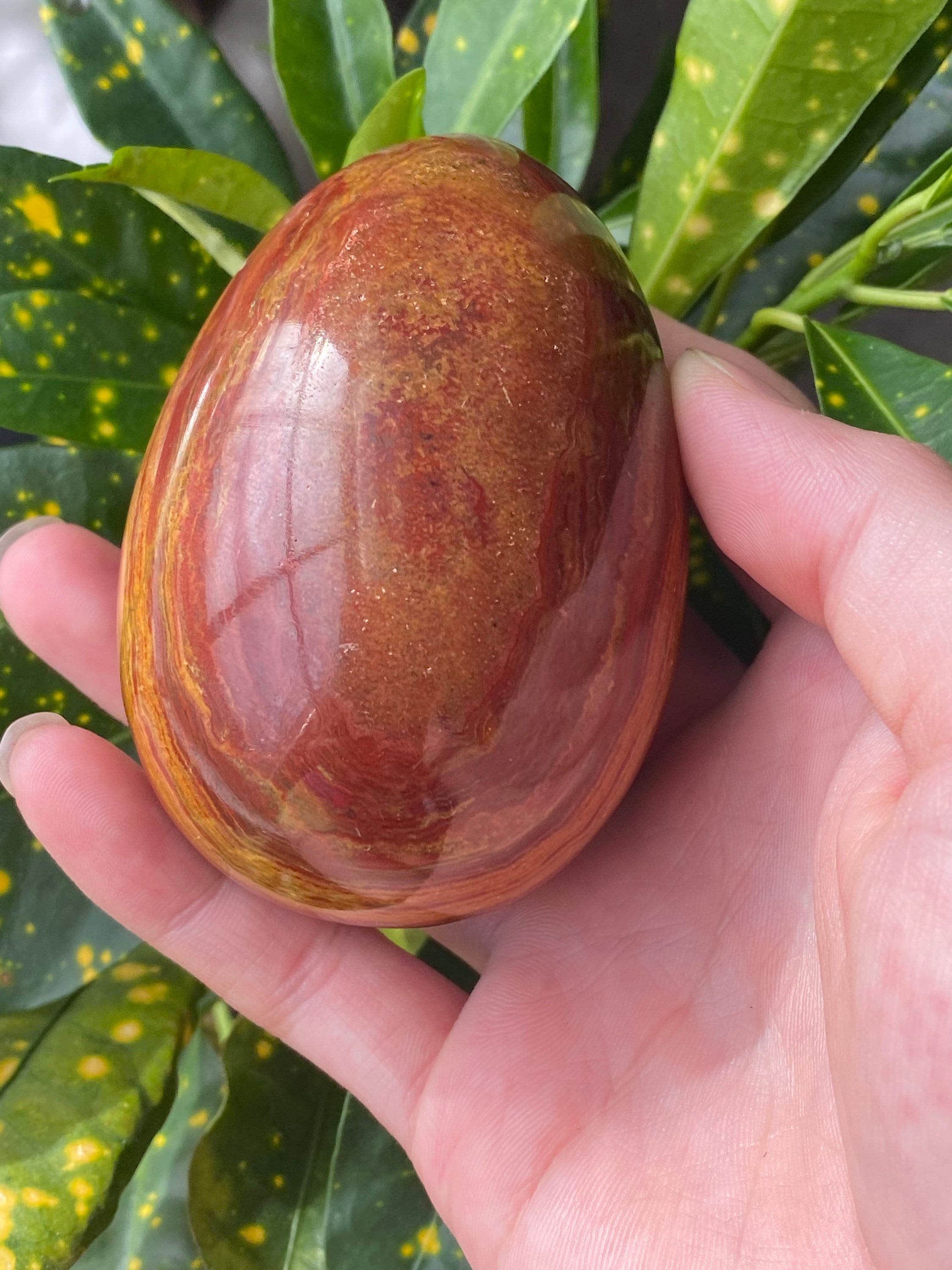 Red Onyx Egg Crystal Egg Onyx Carving Red Onyx - Etsy