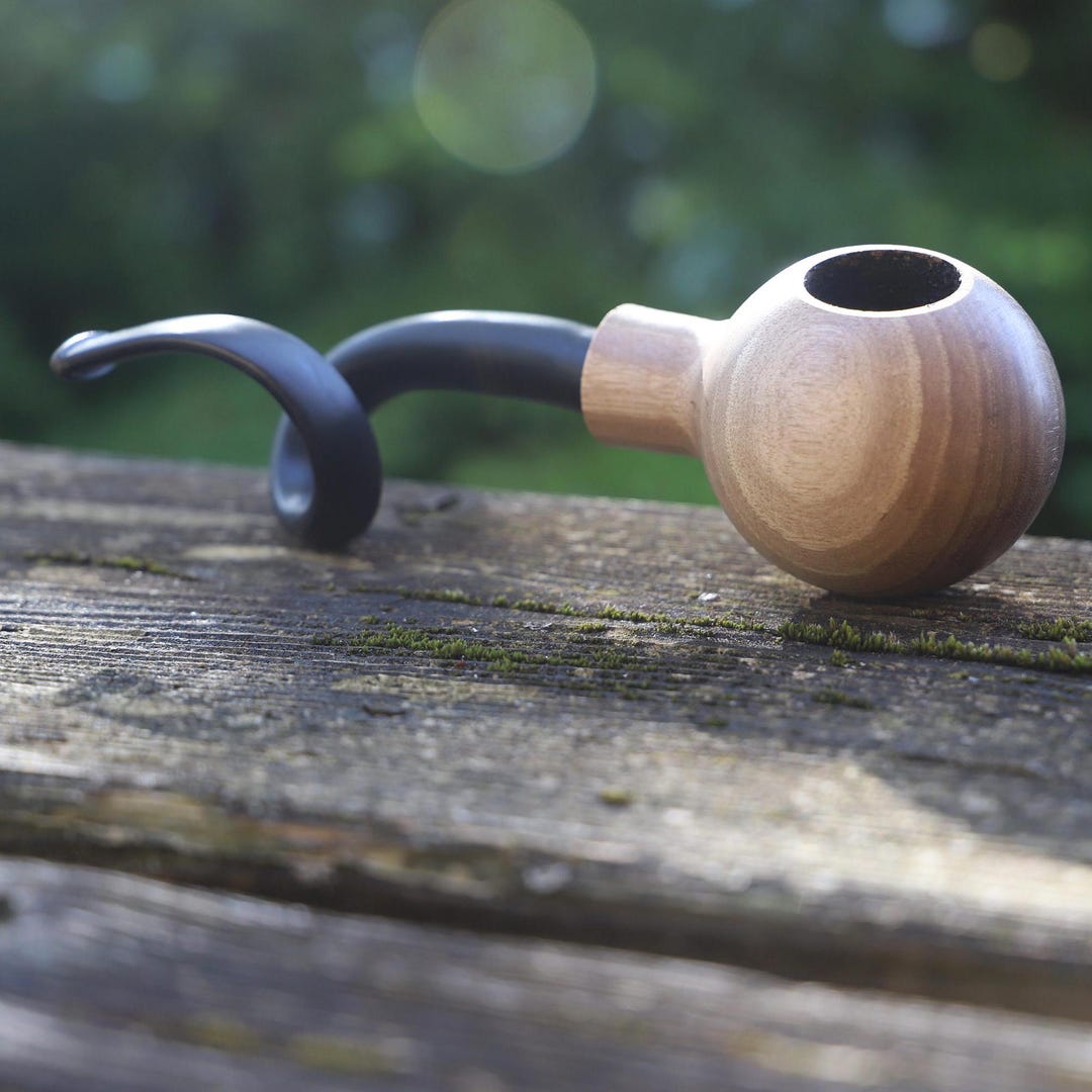 Exclusive Walnut Pipe “A Round Thing” a Unique Piece, Hand-turned - Etsy