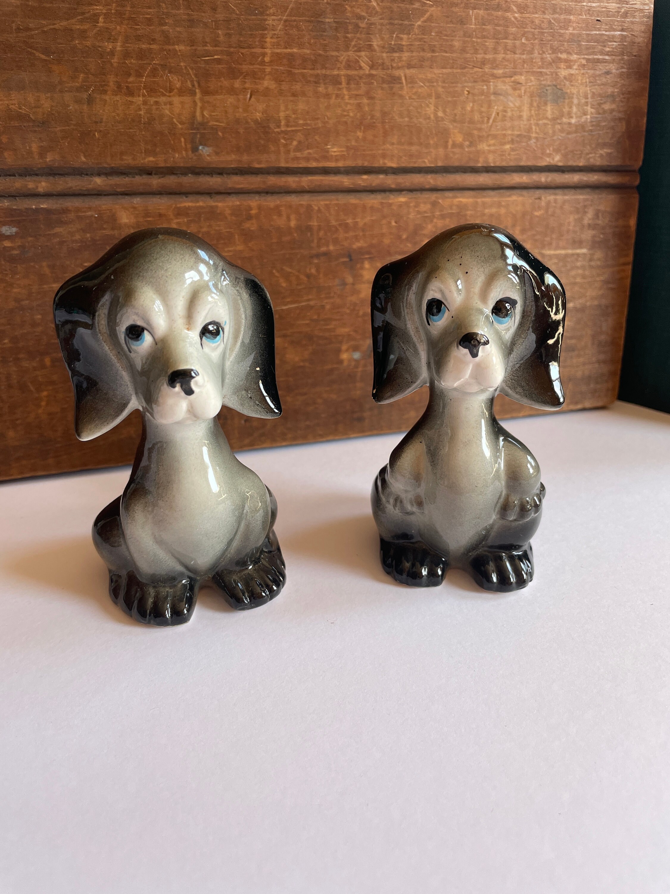 Floppy Ear Big Sad Eye Dog Vintage Salt and Pepper Shaker Kitsch Puppy ...