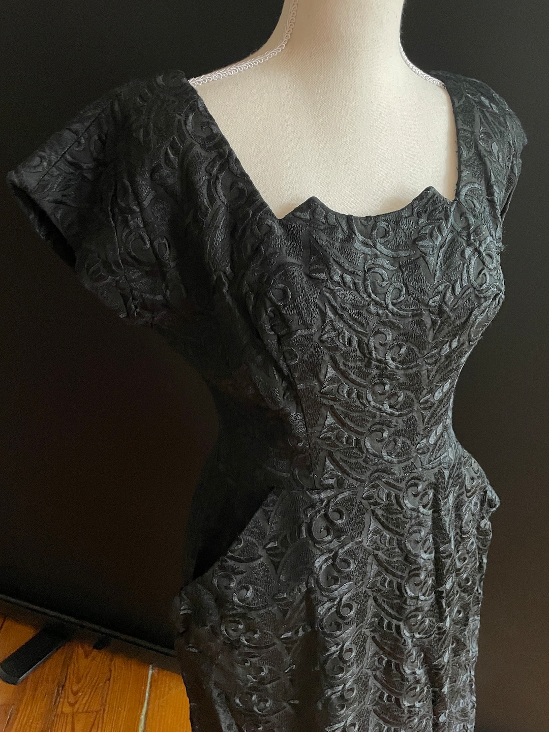 1950s Black Brocade Cocktail Dress With Pockets Wear Day Formal Work ...