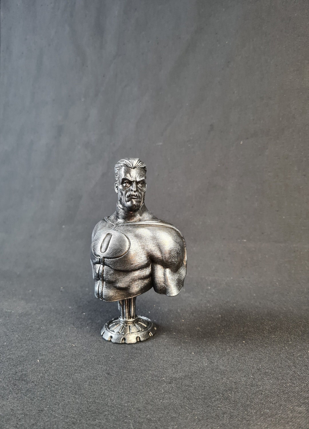 Omni Man Bust Invincible Statue Nolan Grayson Figure - Etsy