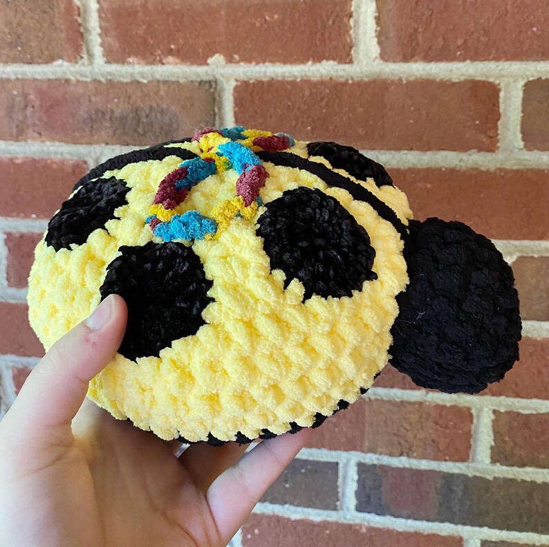 Autism Acceptance Yellow Ladybug // Autism Awareness // - Etsy