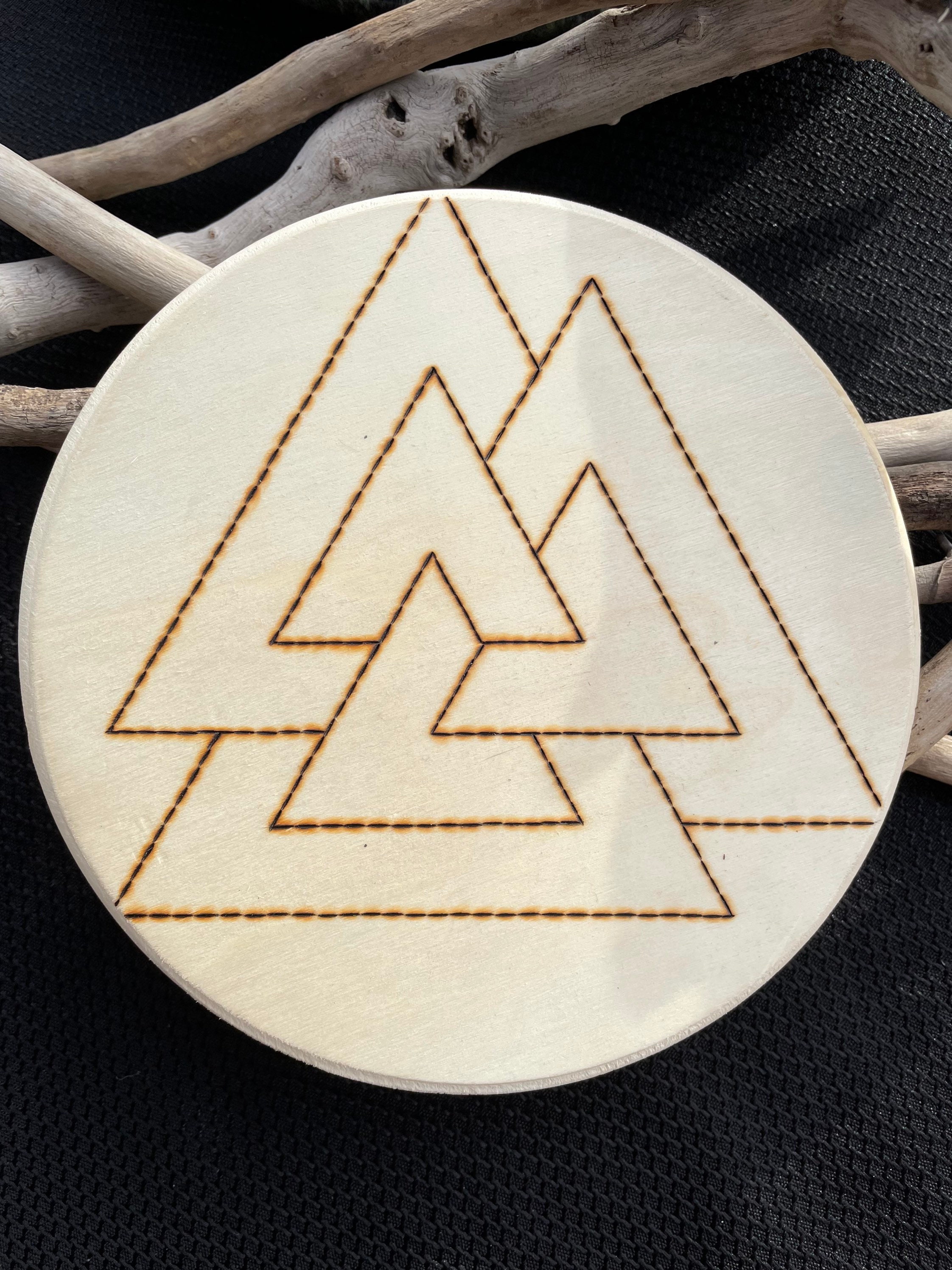 Crystal Grid for Charging Crystals- Valknut Knot of the Slain-stitching ...