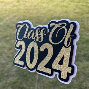 Class of 2024 Cake Topper Charm, Graduation Cake Topper, Grade Cake ...