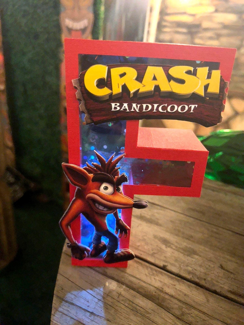 Crash Bandicoot 3D Shaker Letter With LED: Gamer Birthday Party Decor ...