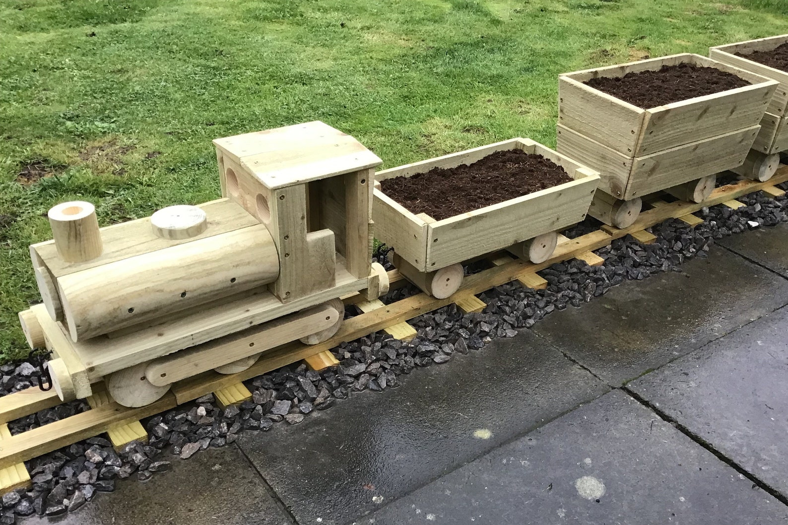 Wooden Planter Train / Decorative Garden Ornament | Etsy