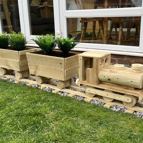 Wooden Planter Train / Decorative Garden Ornament - Etsy UK