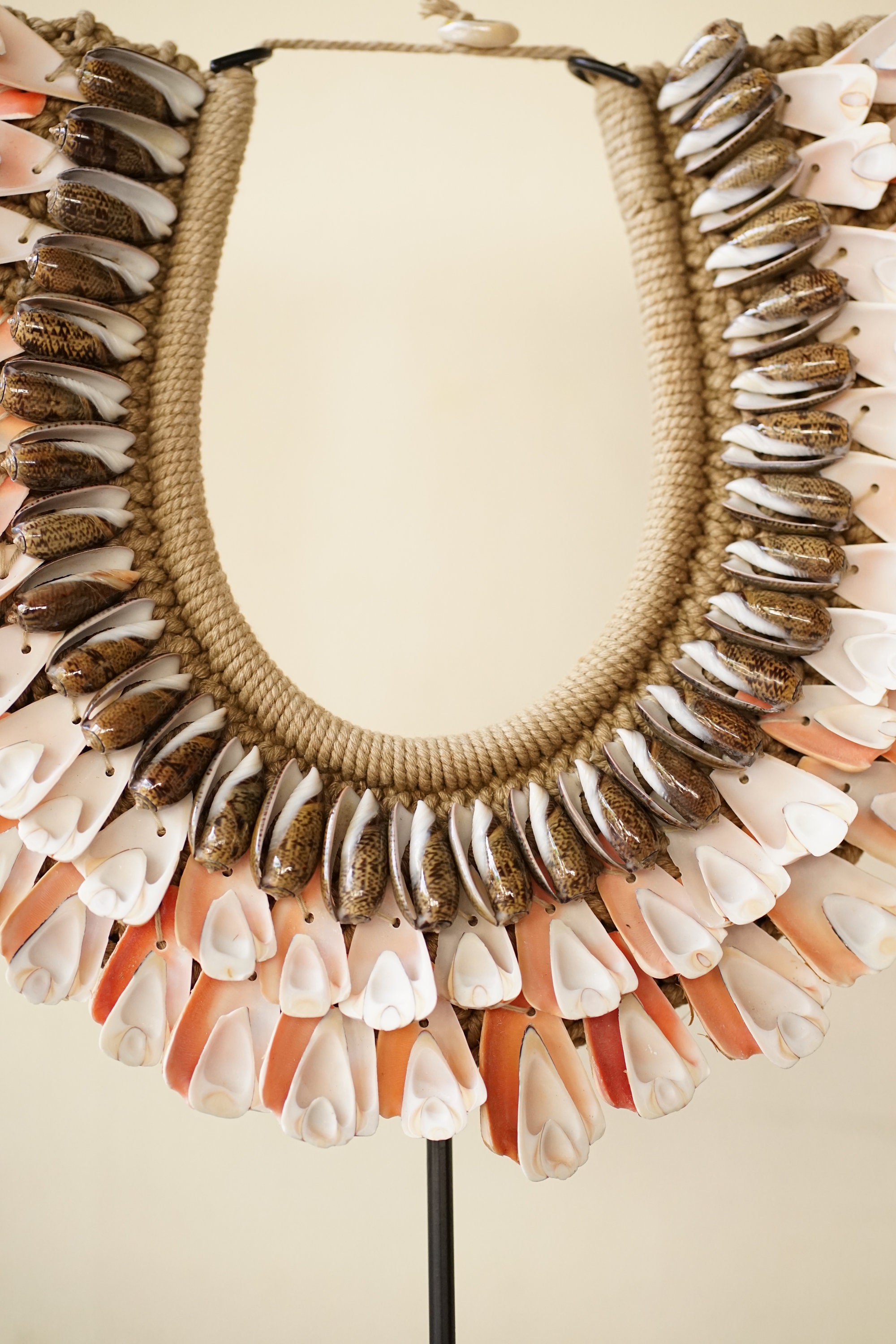 Papuan Sea Shell White Necklace Decor, Papua Tribes Decorative Necklace ...