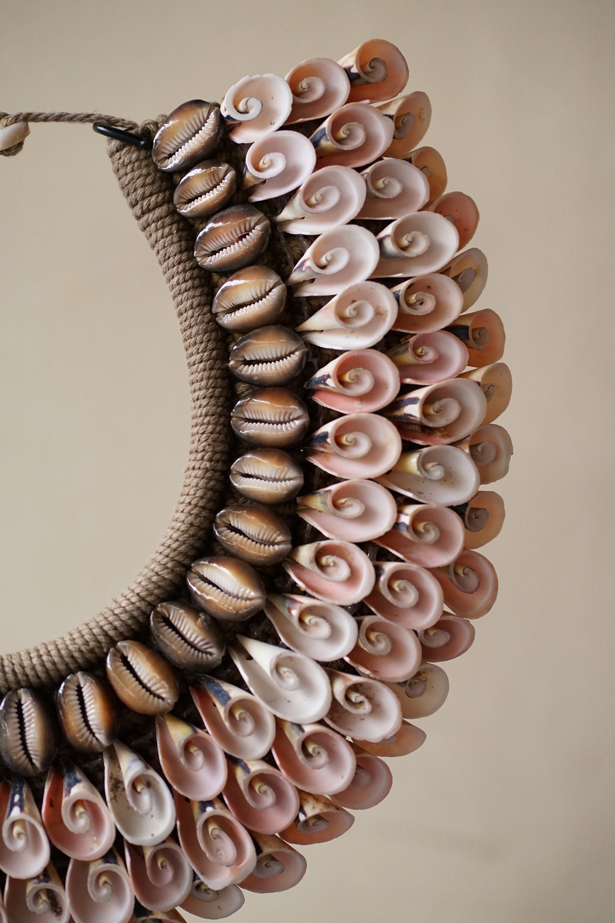Papuan Sea Shell White Necklace Decor, Valentine Gift, Papua Tribes ...