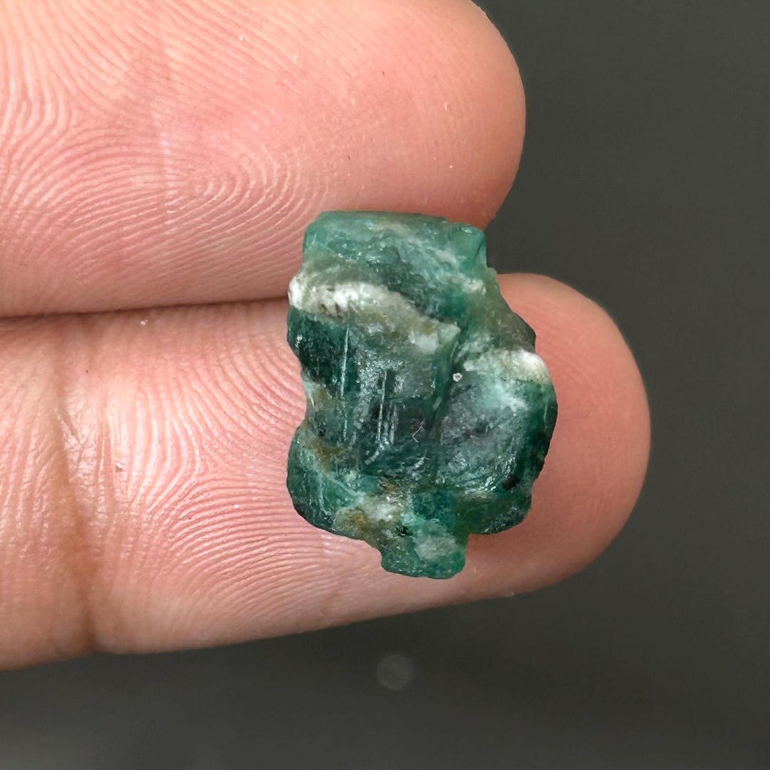 10.ct Natural Emerald Raw, Specimen Emerald Rough, Raw Emerald Gemstone ...