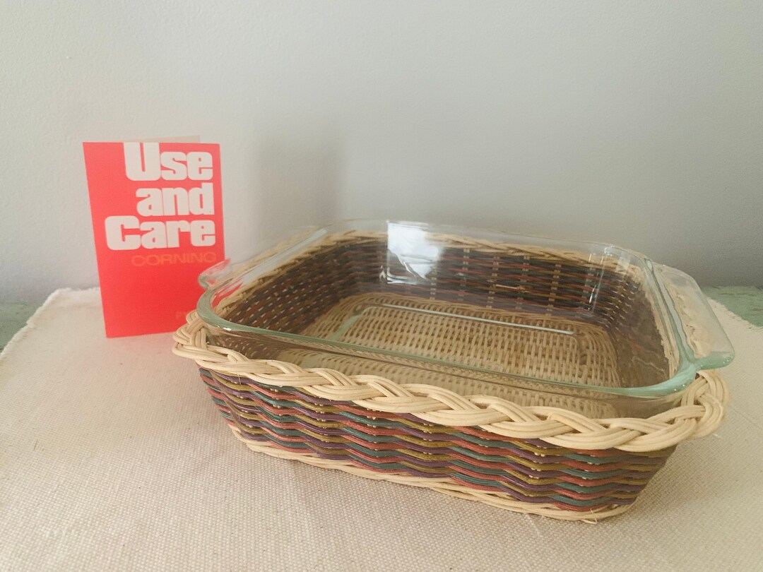 Vintage 8 Square Pyrex Cake Dish in Rattan Basket - Etsy