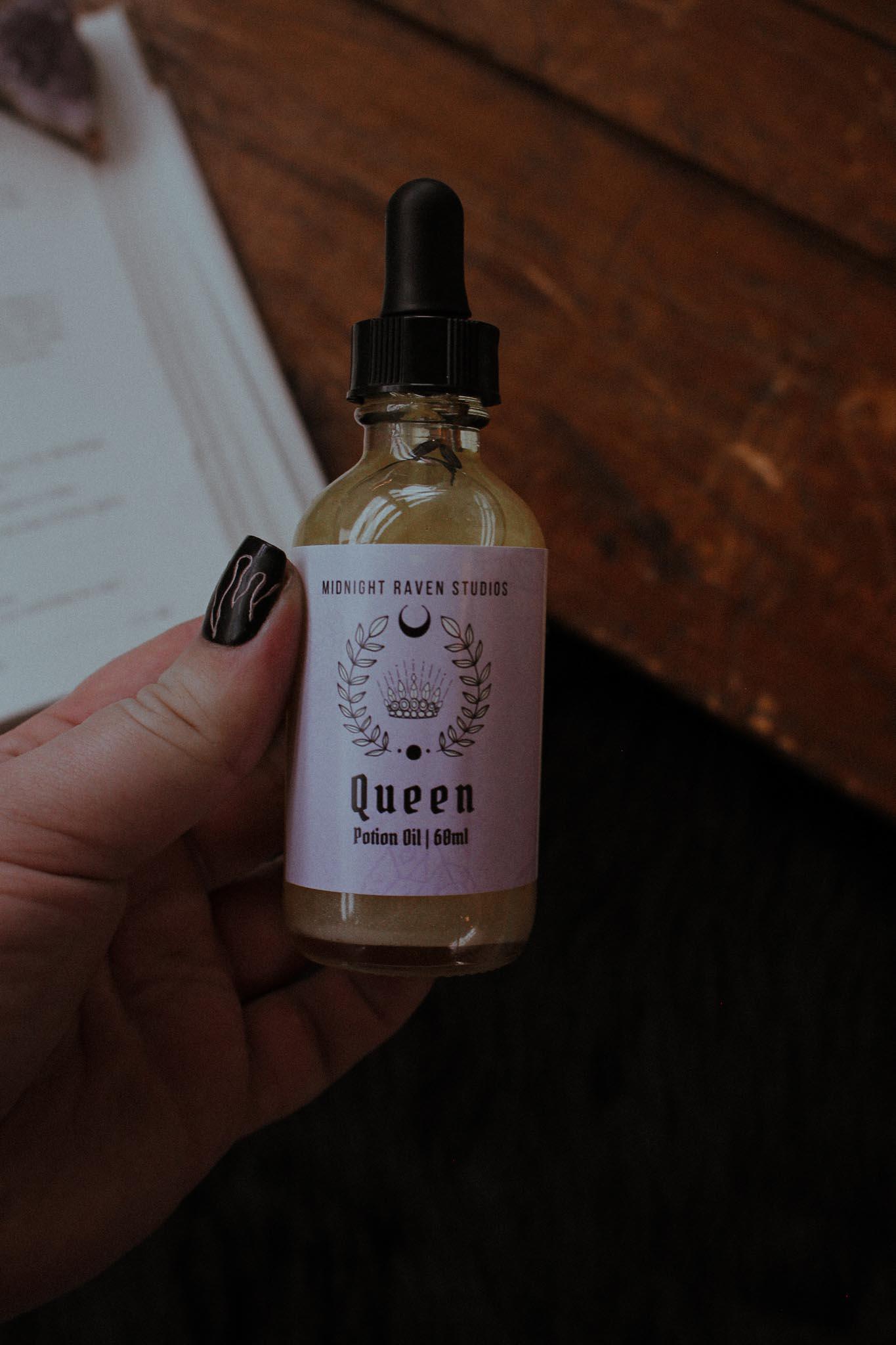 Queen Potion Oil, Lavender and Sage Scented, Witch Spell, Bath Oil ...