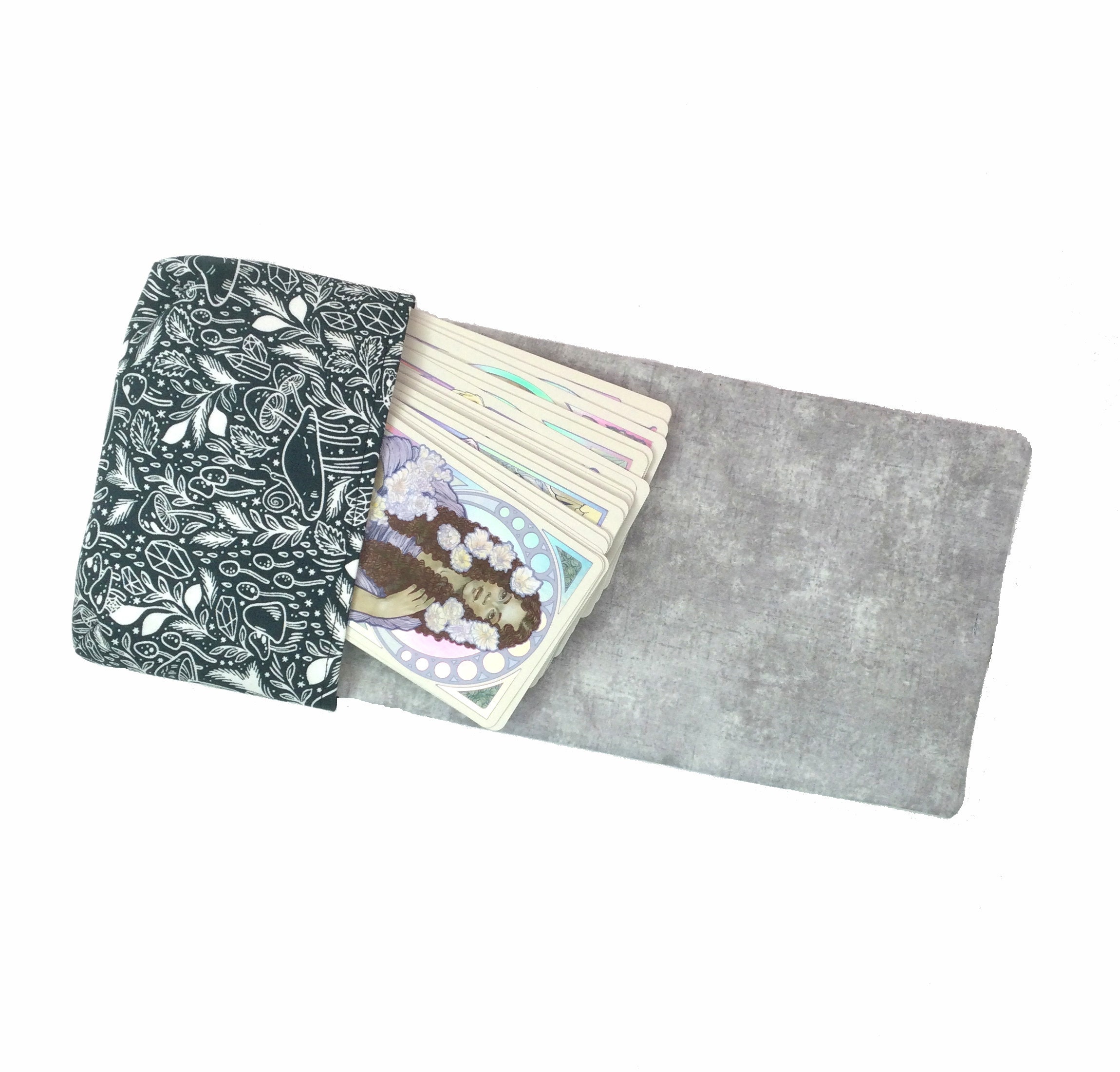 Earth Magic Tarot Oracle Card Wrap Pouch, Readers Cloth - Etsy