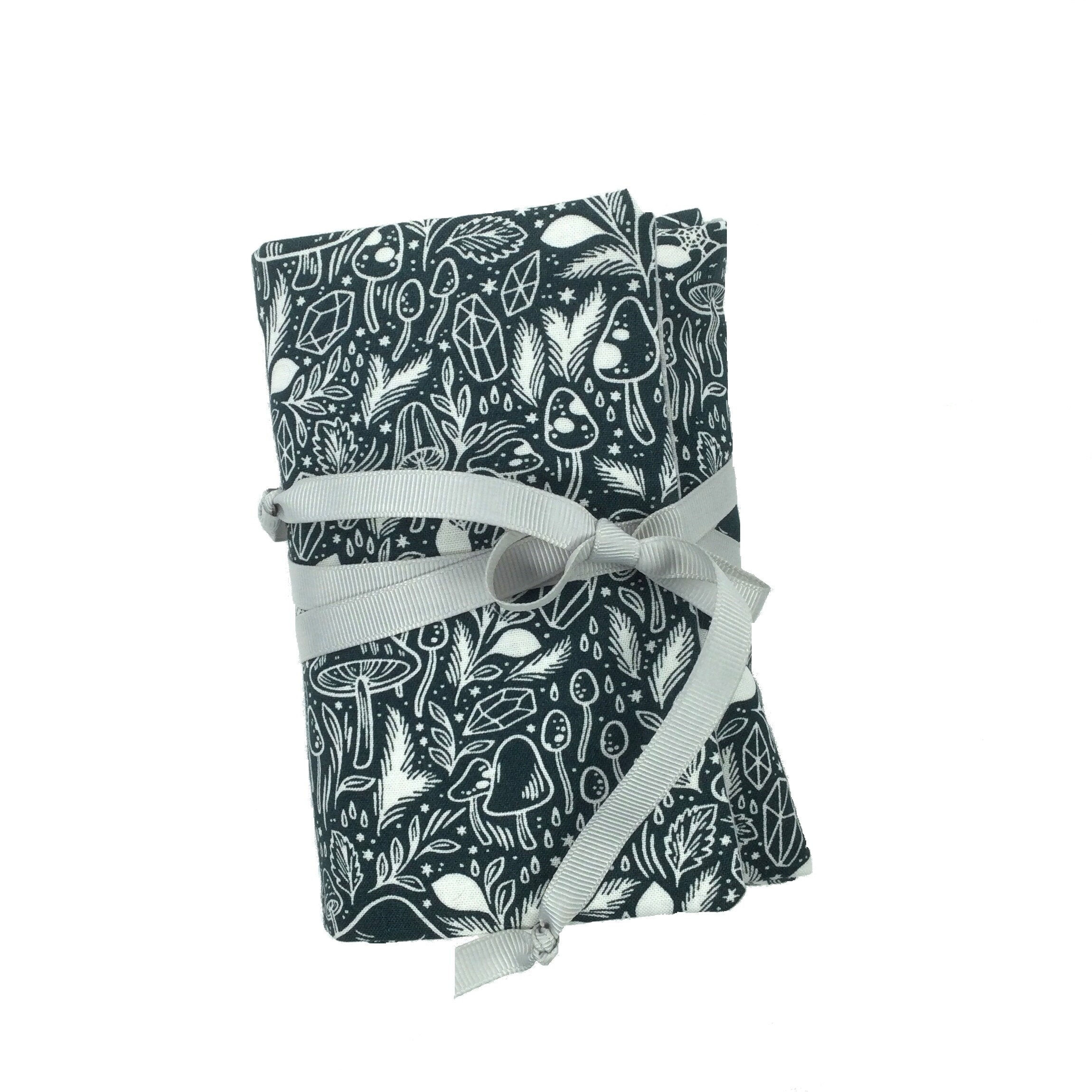 Earth Magic Tarot Oracle Card Wrap Pouch, Readers Cloth - Etsy