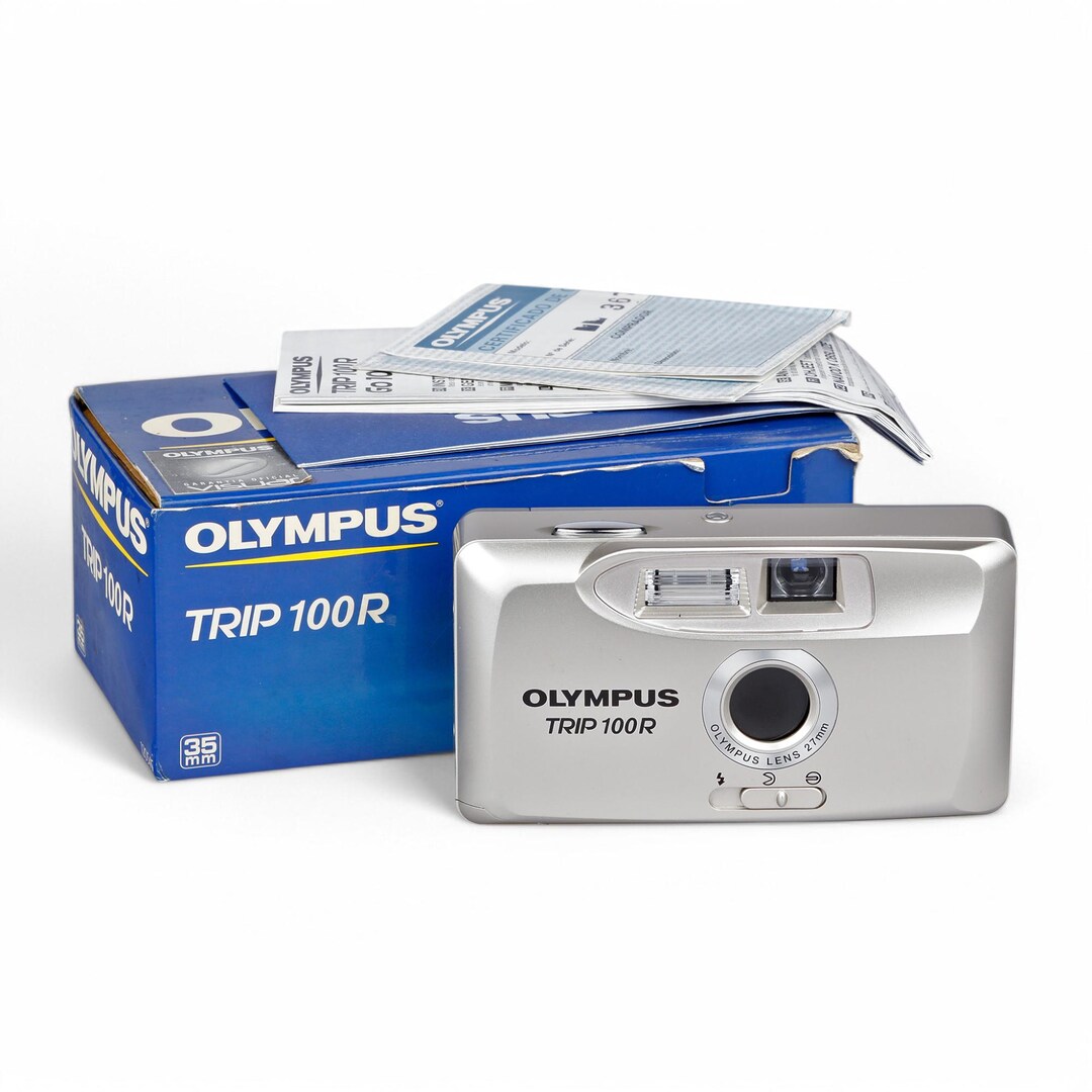 Olympus Trip 100R 35mm Point & Shoot Film Camera W/ Box Strap Manuals ...