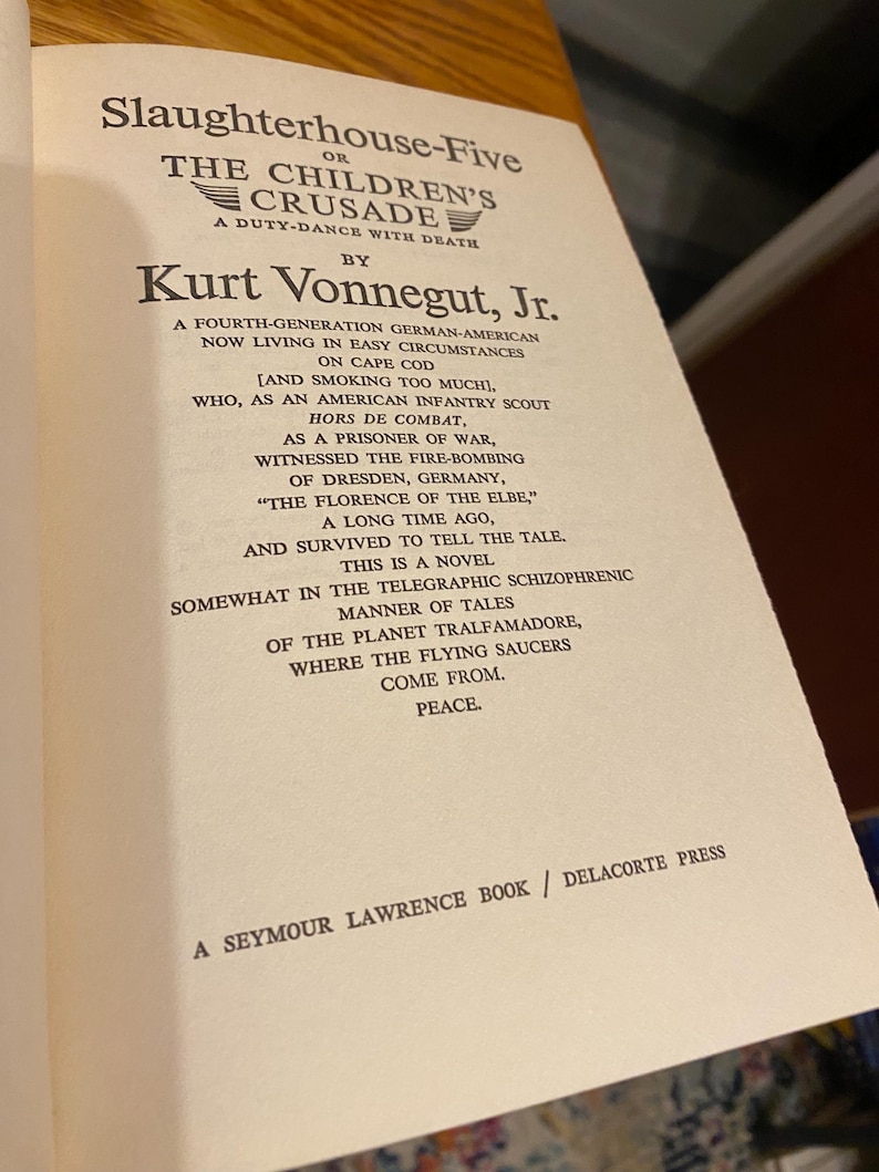 Slaughterhouse-five, by Kurt Vonnegut, JR. BOMC - Etsy