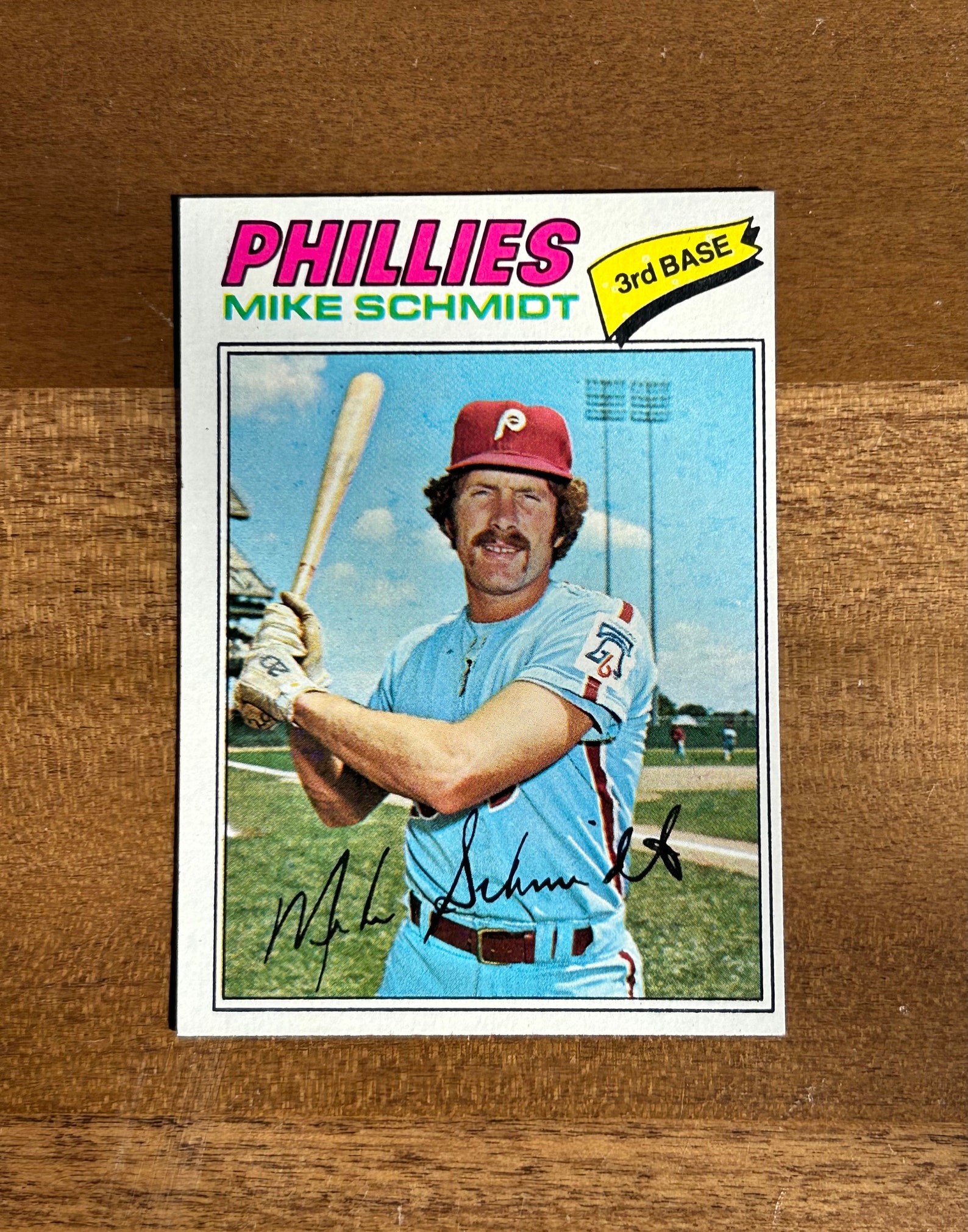 1977 Topps Mike Schmidt Card No 140 Mint Condition Philadelphia Phillies and MLB Legend Baseball ...