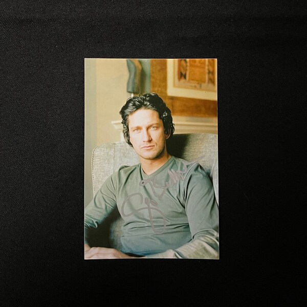 Gerard Butler - Etsy
