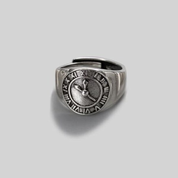 Buy Clock Ring - Etsy