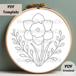 Daffodil Flower Embroidery Pattern, Elegant Floral Hand Embroidery PDF ...