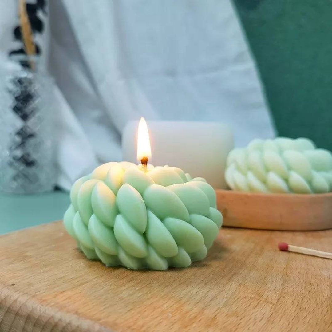 Cool Aesthetic Knot Shaped Abstract 3D Food-grade Silicone Mold Candle ...