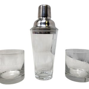 Custom Engraved Cocktail Shaker Set, Personalized Whiskey Glasses - Etsy