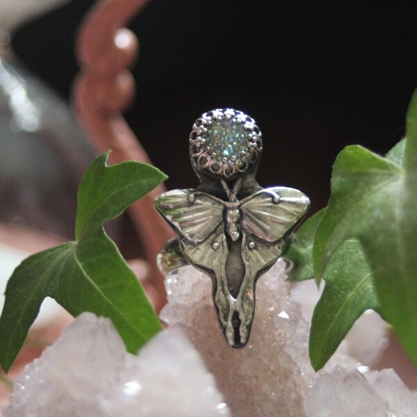 Luna Moth Ring - Etsy