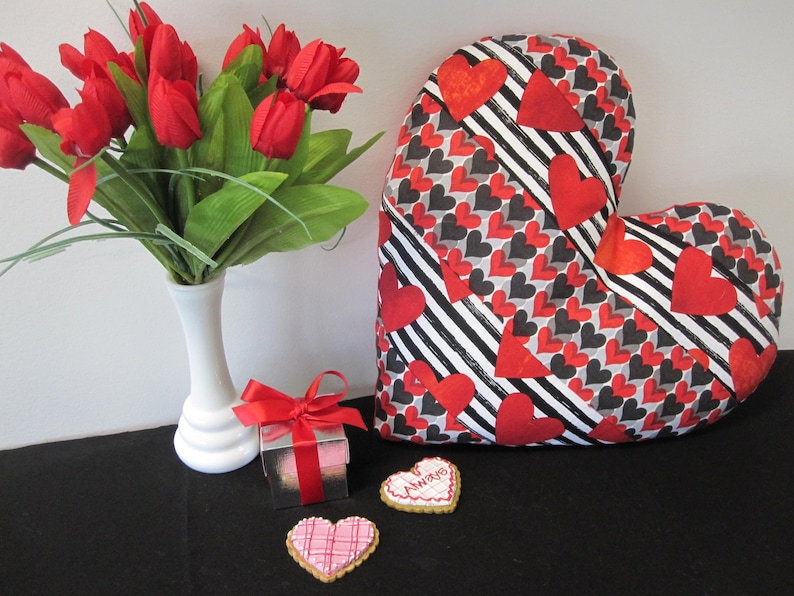 Heart Shape Pillow Sewing PDF Patterns / Multiple Size Pillow Sewing ...