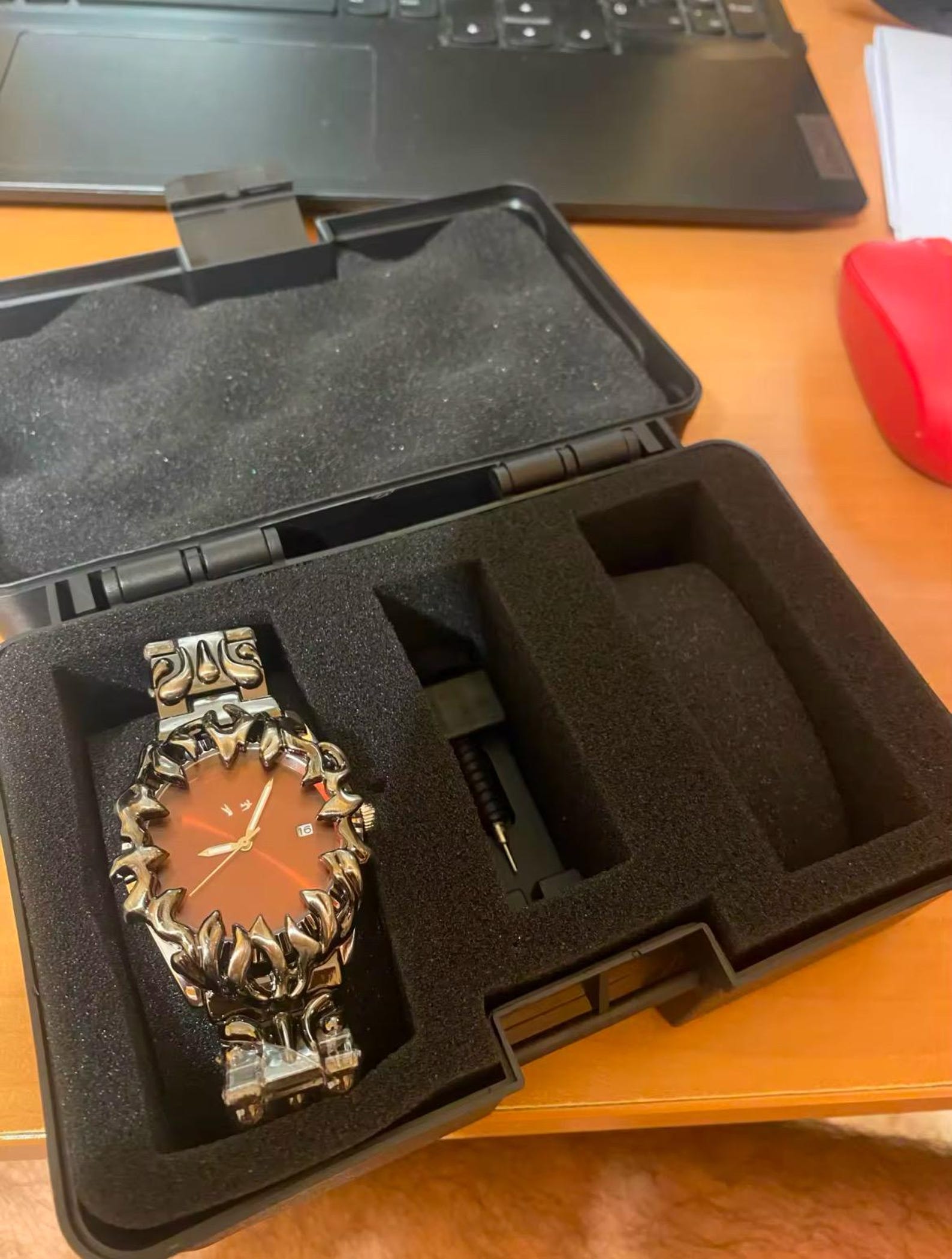 Original Claw Alabaster Style STAINLESS STEEL QUARTZ Retro Y2K European ...