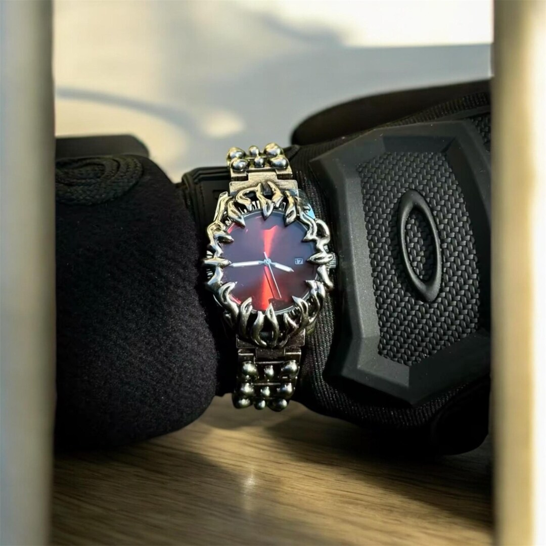 Original Claw Alabaster Style STAINLESS STEEL QUARTZ Retro Y2K European ...