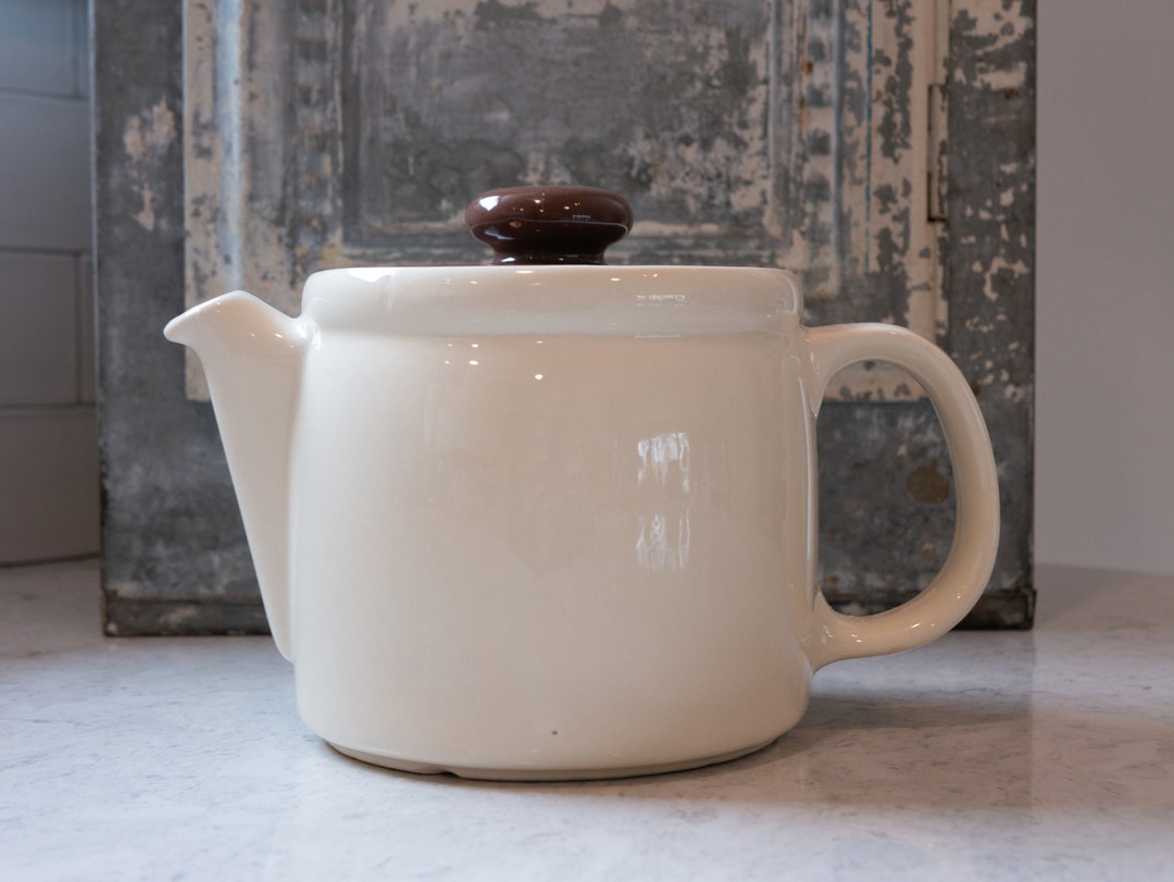Vintage Mccoy Pottery Teapot #1418 - Mid Century - Brown & Creamy White ...