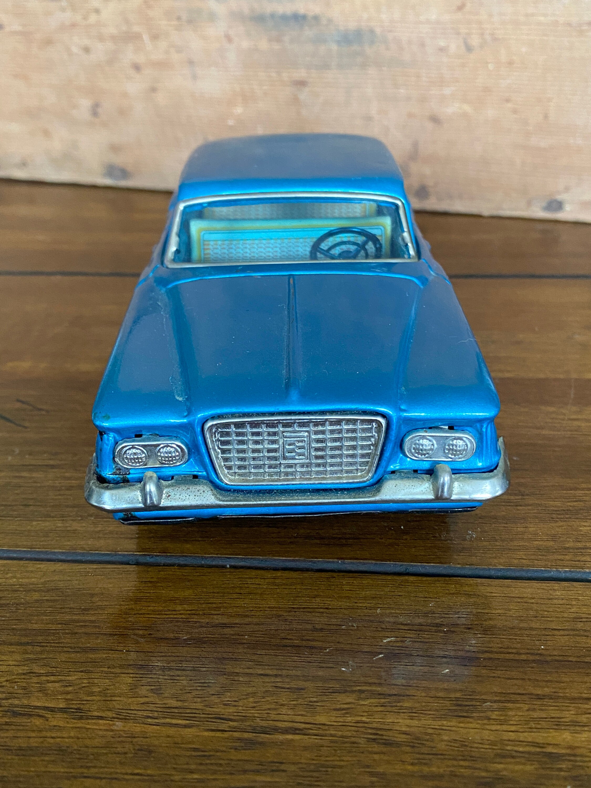 1961 Bandai Plymouth Valiant Friction Tin Toy Car Made in Japan - Etsy