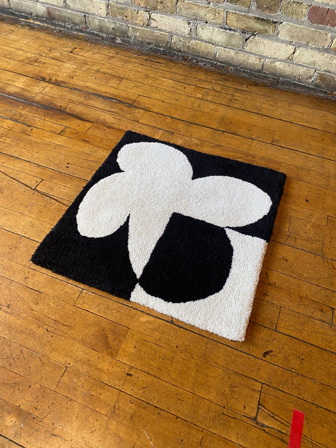 Small Square Rug Black and White Accent Rug 24x24 - Etsy Canada