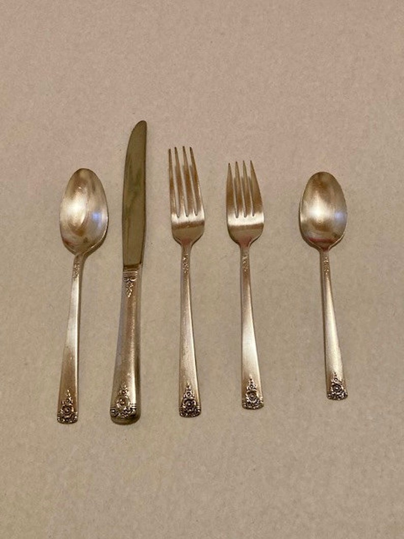 Vintage Wm Rogers Reinforced Silverplate 5-piece Place Setting Silverware Set - Etsy