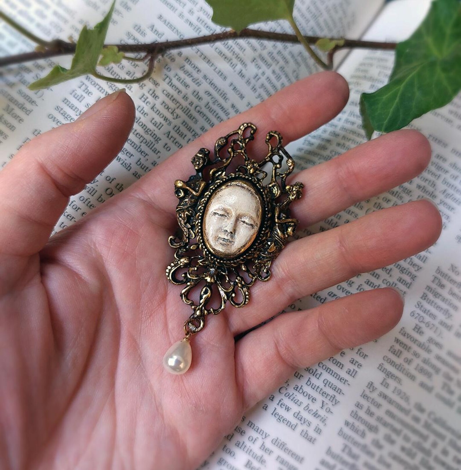 Baroque Face Brooch: Art Object Miniature Handmade Jewelry - Etsy