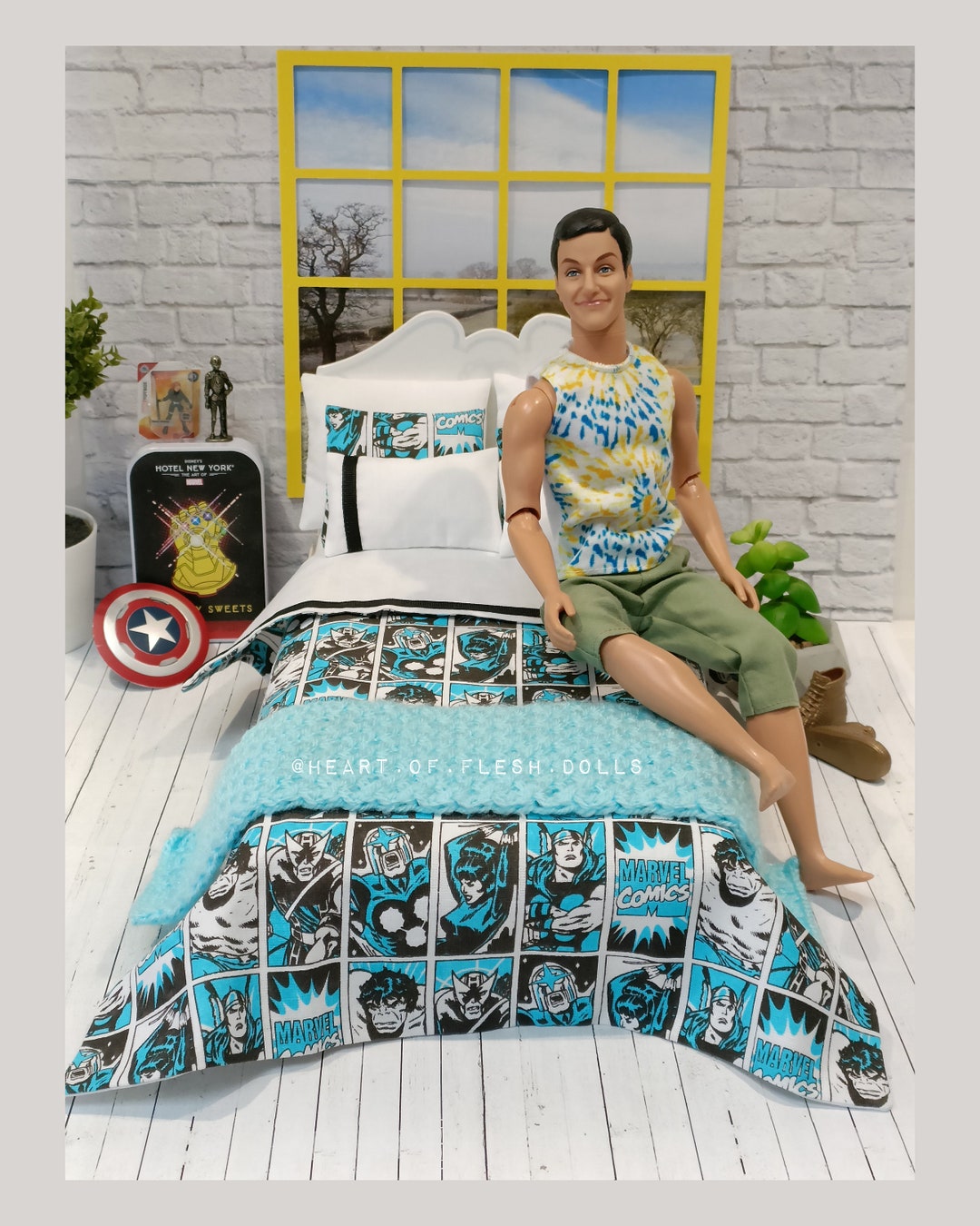 COMIC STRIP 8-piece Luxury Bedding Set (pillows, Blanket, Comforter ...