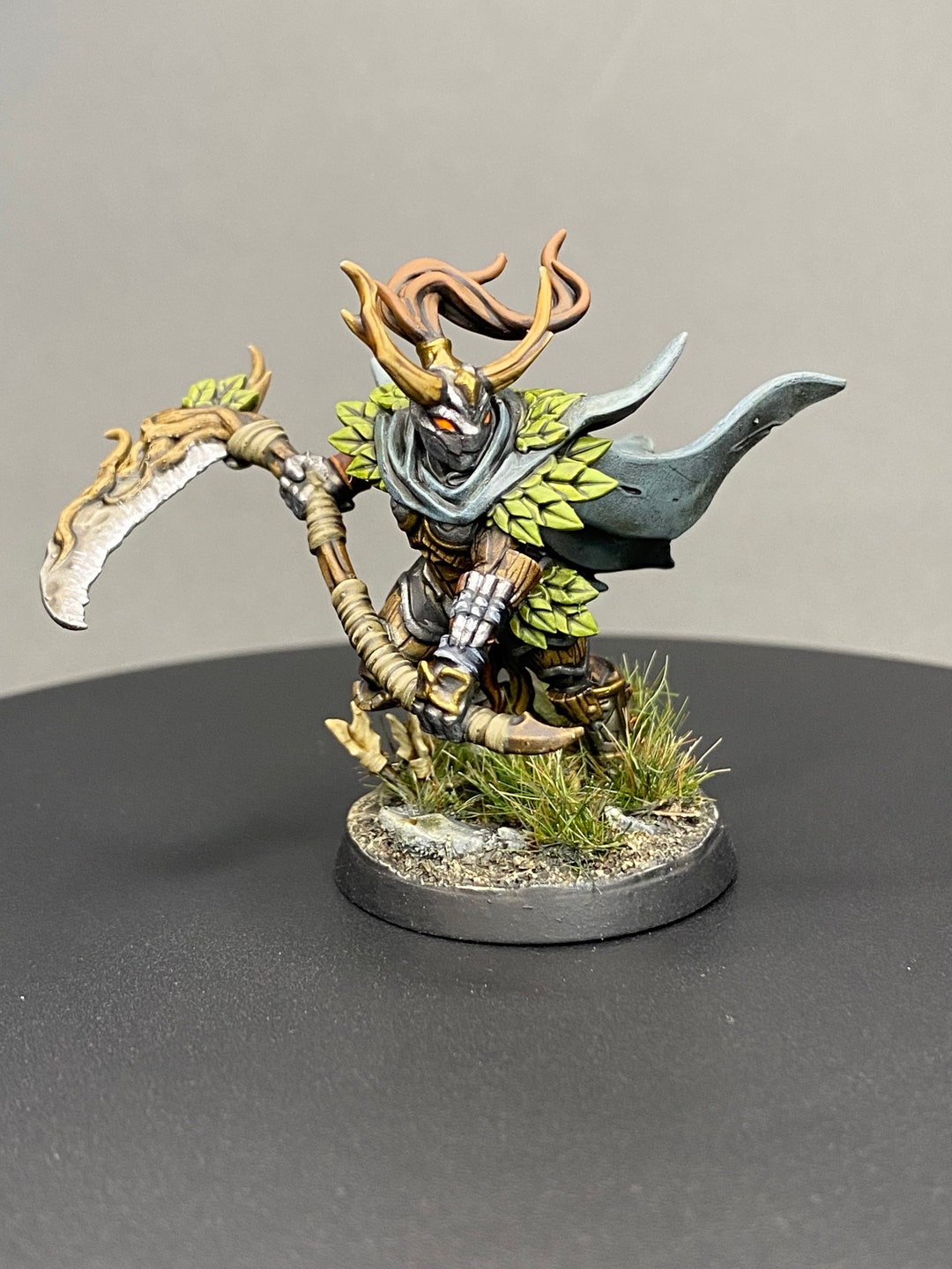 Handbemalte Dnd Miniatur - Mysterious Hunter With Scythe 32 Mm - Etsy